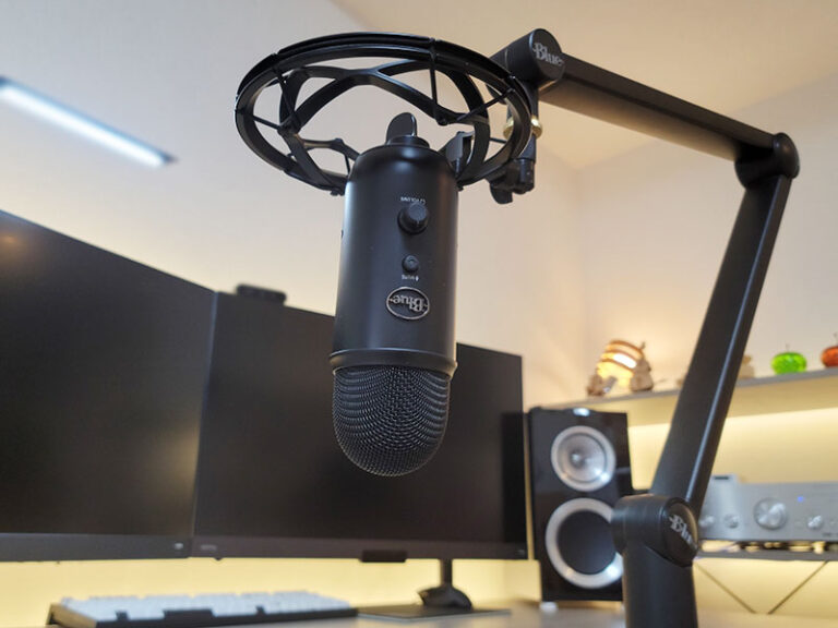 Blue Yeticaster レビュー｜クリアな音質とスタイリッシュなデザインを徹底解説 - PCデスク周り・ガジェットのレビュー、リモートワーク情報 | リモライフ